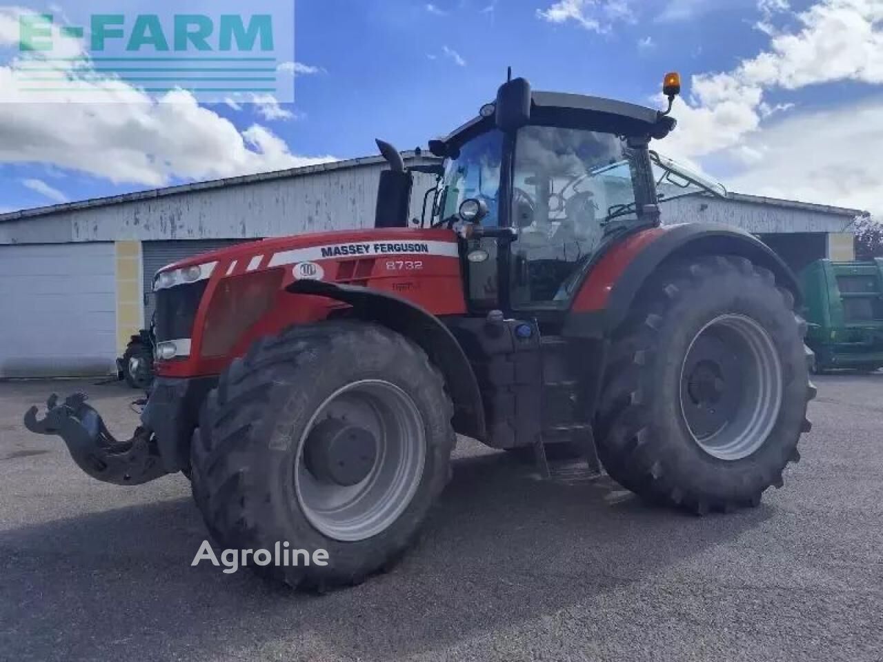 Massey Ferguson 8732 traktor točkaš