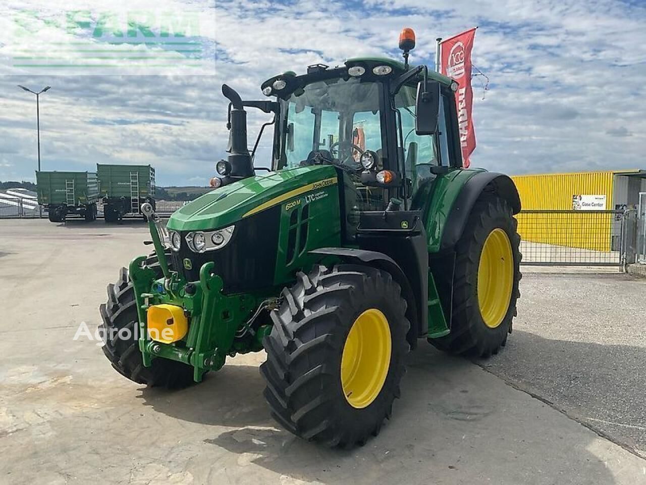 John Deere 6120m traktor točkaš