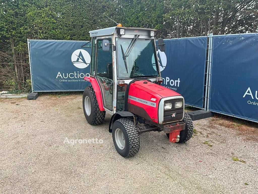 Prodaje se Massey Ferguson 1230 traktor točkaš na aukciji