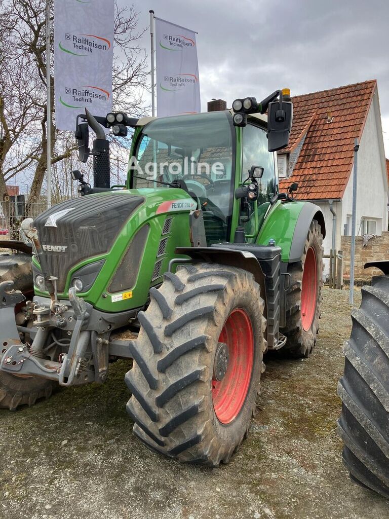 Fendt 718 Vario S4 Power Plus traktor točkaš