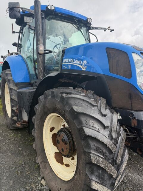 New Holland T7.200 traktor točkaš