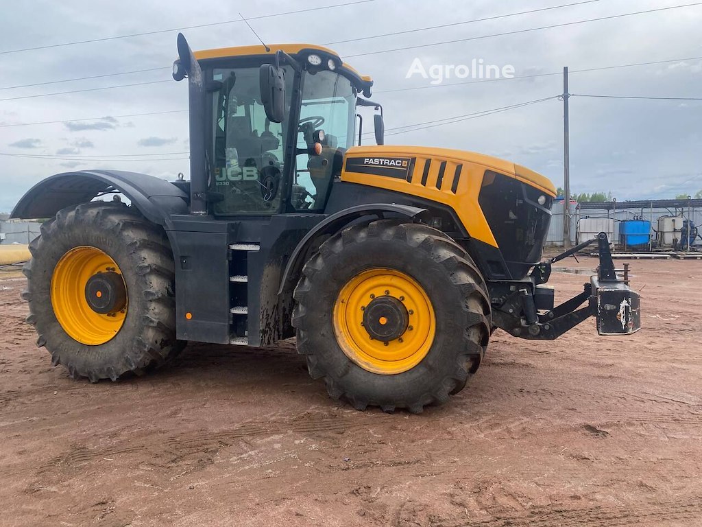 JCB Fastrac 8330 traktor točkaš