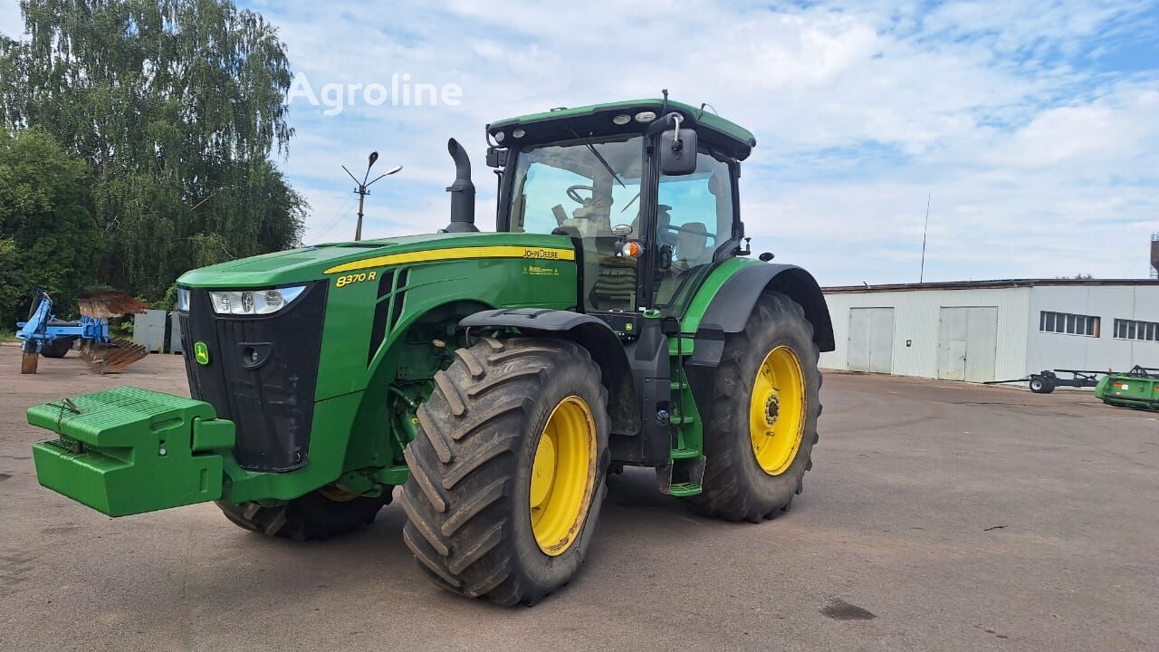 John Deere 8370R traktor točkaš