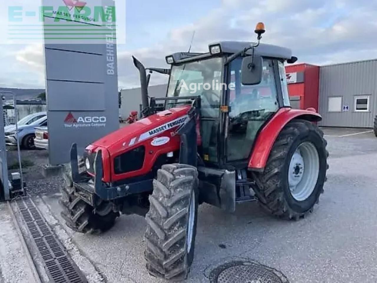 Massey Ferguson 5455 traktor točkaš