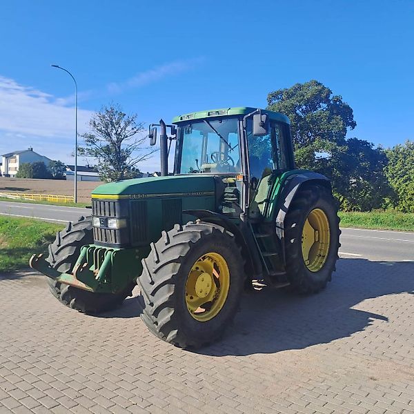John Deere 6900 traktor točkaš
