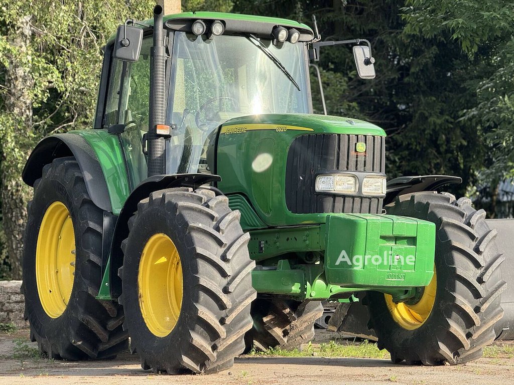 John Deere 6920 traktor točkaš