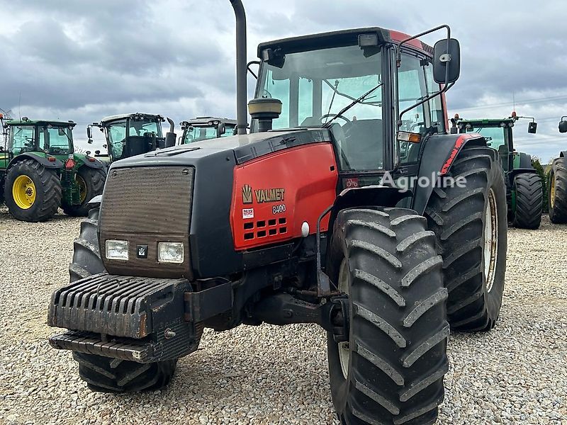 Valtra 8400 traktor točkaš