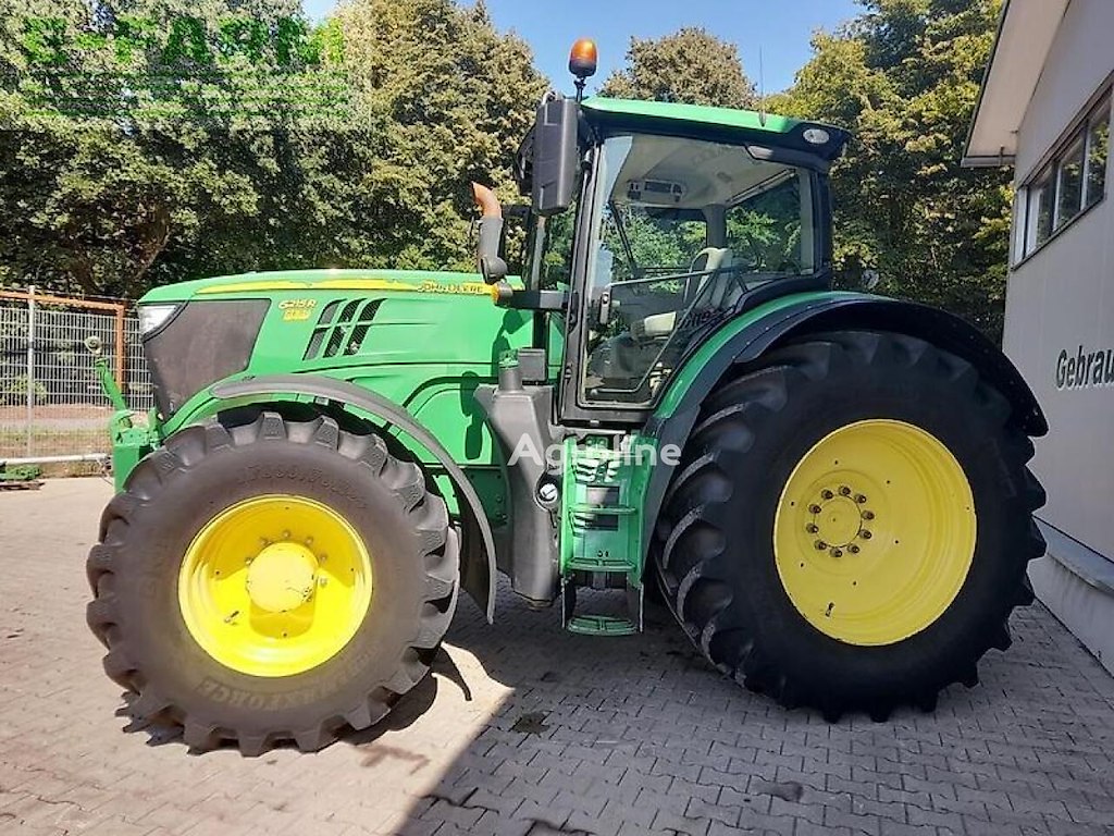 John Deere 6215r traktor točkaš
