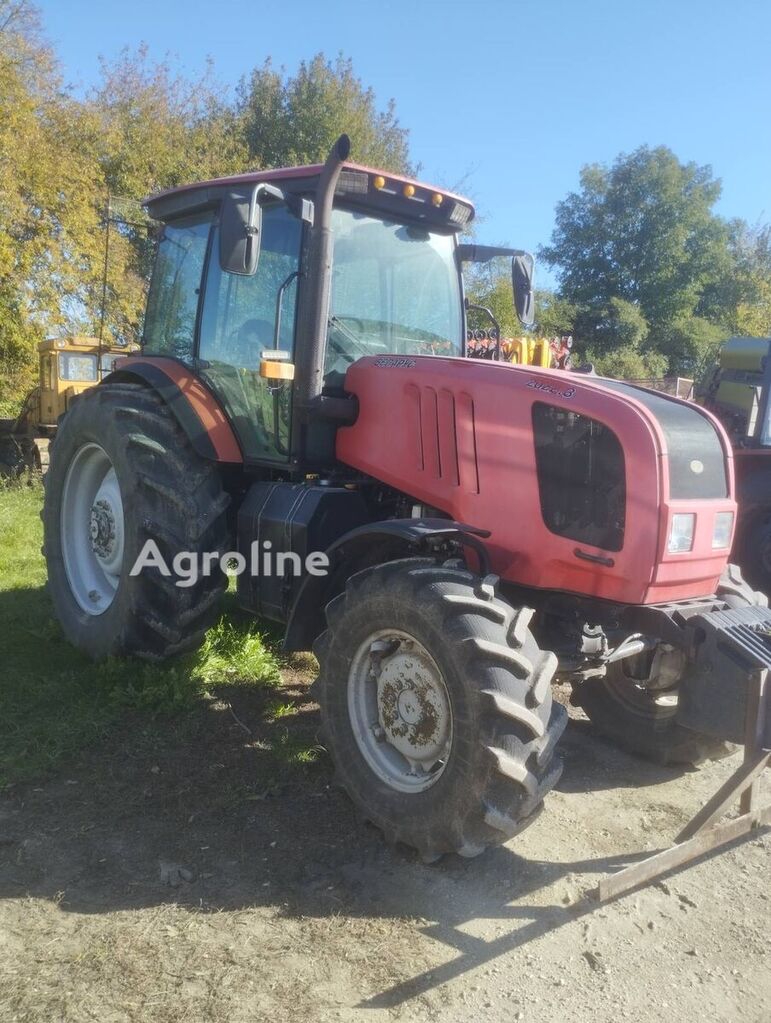 MTZ Belarus 2022.3 traktor točkaš