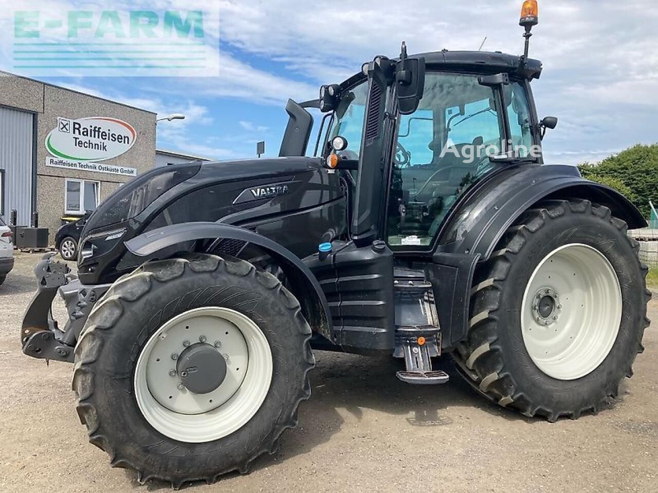 Valtra t254a mr19 traktor točkaš
