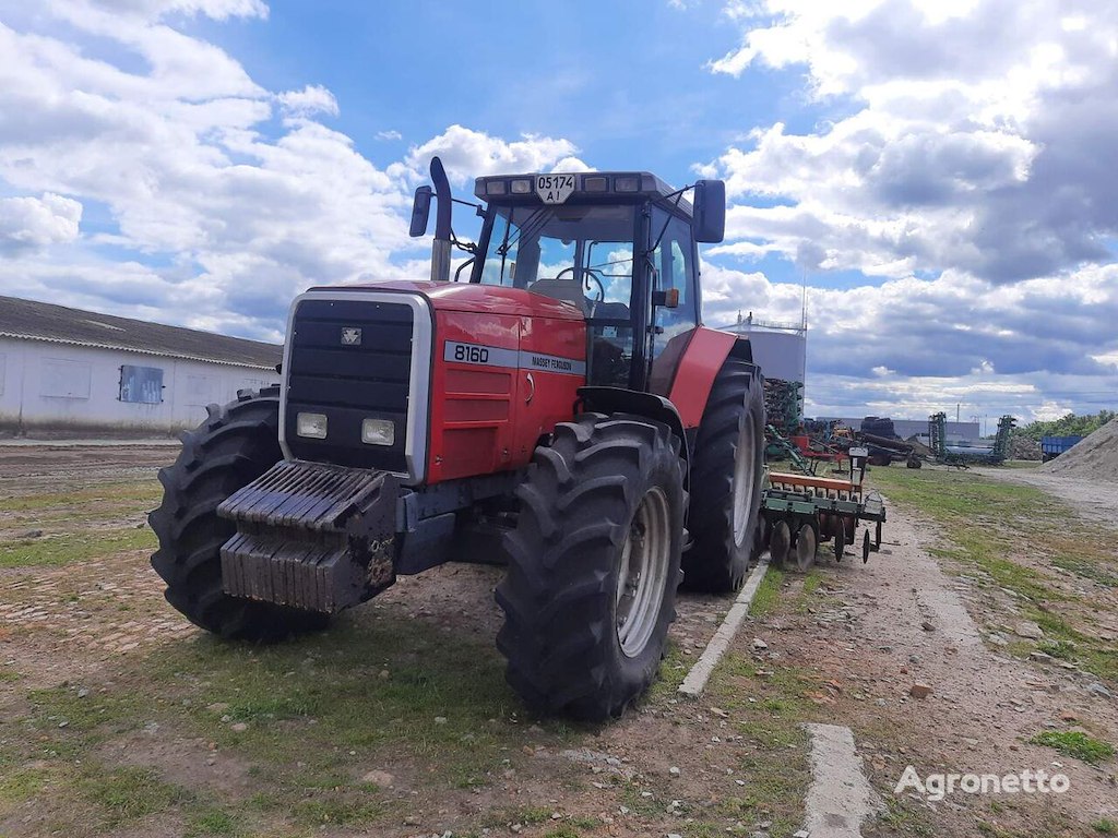 Massey Ferguson 8160 traktor točkaš