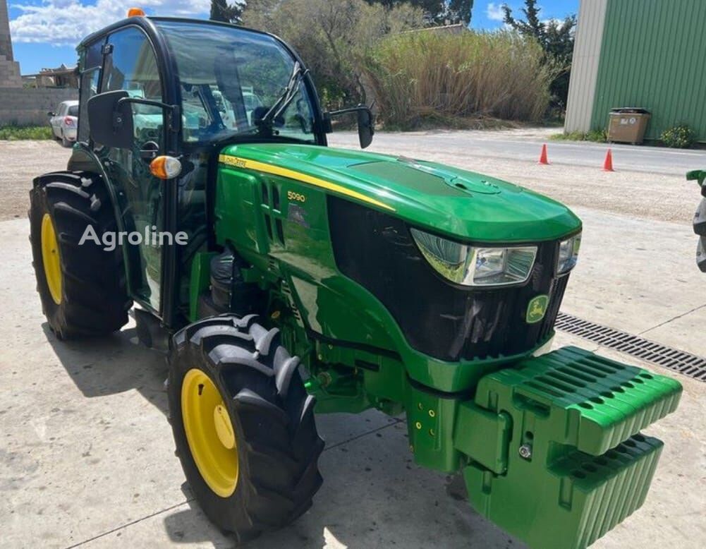 John Deere 5090 traktor točkaš
