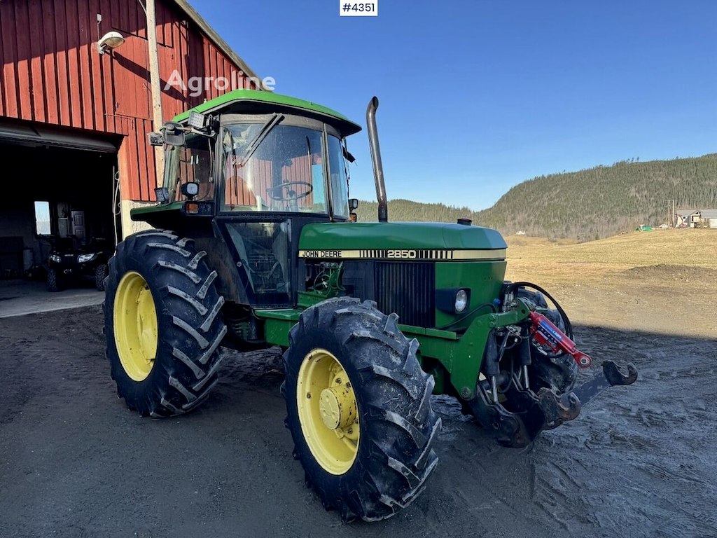 John Deere 2850 traktor točkaš