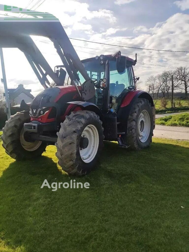 Valtra n135 h traktor točkaš