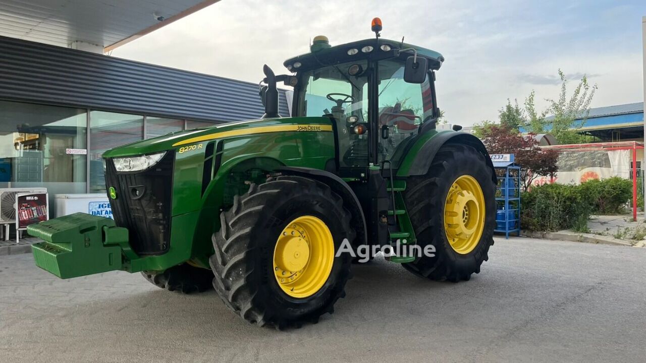 John Deere 8270R traktor točkaš
