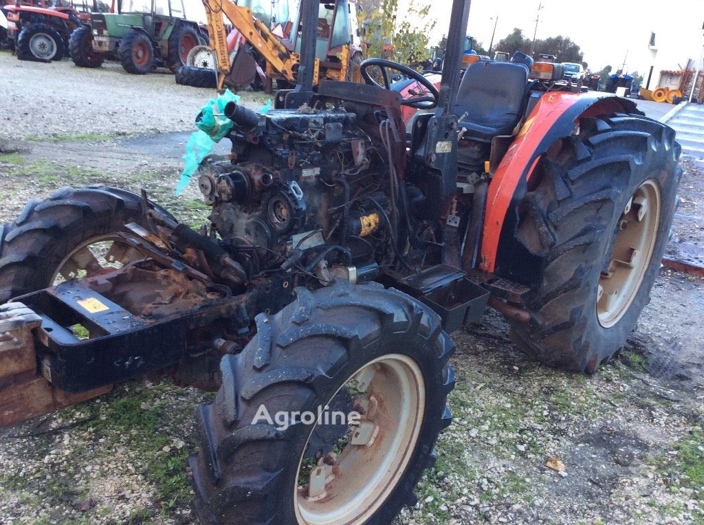 Massey Ferguson 3235F para peças traktor točkaš