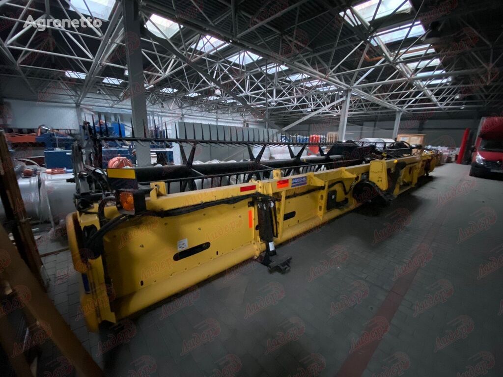Novi New Holland Drapper Flex adapter za žito