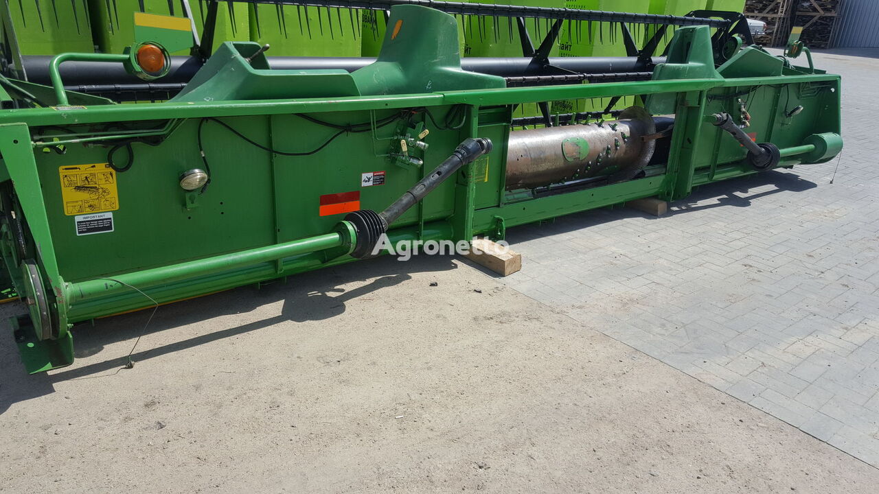 John Deere F922 Mega adapter za žito