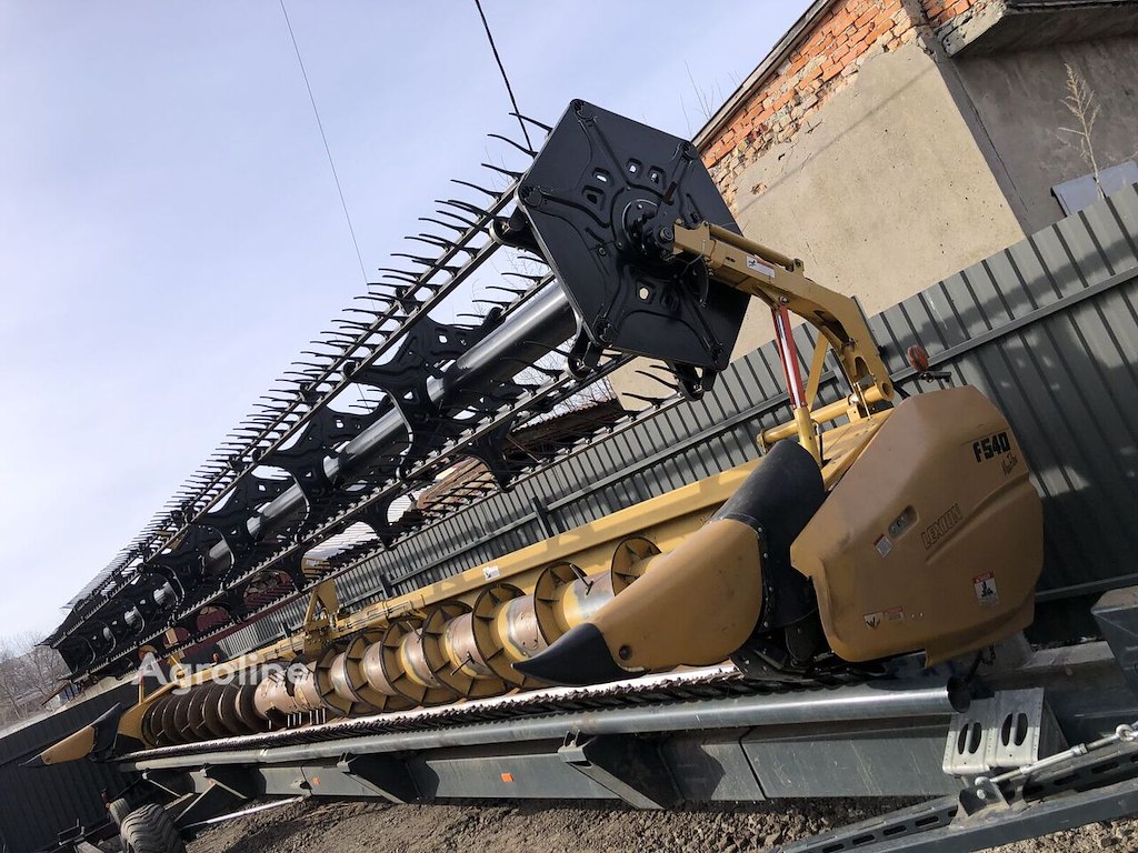 Claas Lexion F 540-12m.MaxFlex+MAANS Trailer adapter za žito