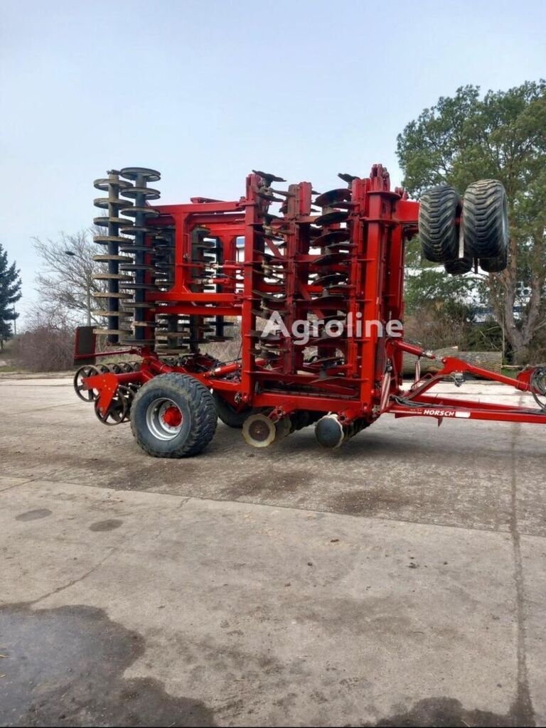 Horsch Joker 12 RT tanjirača
