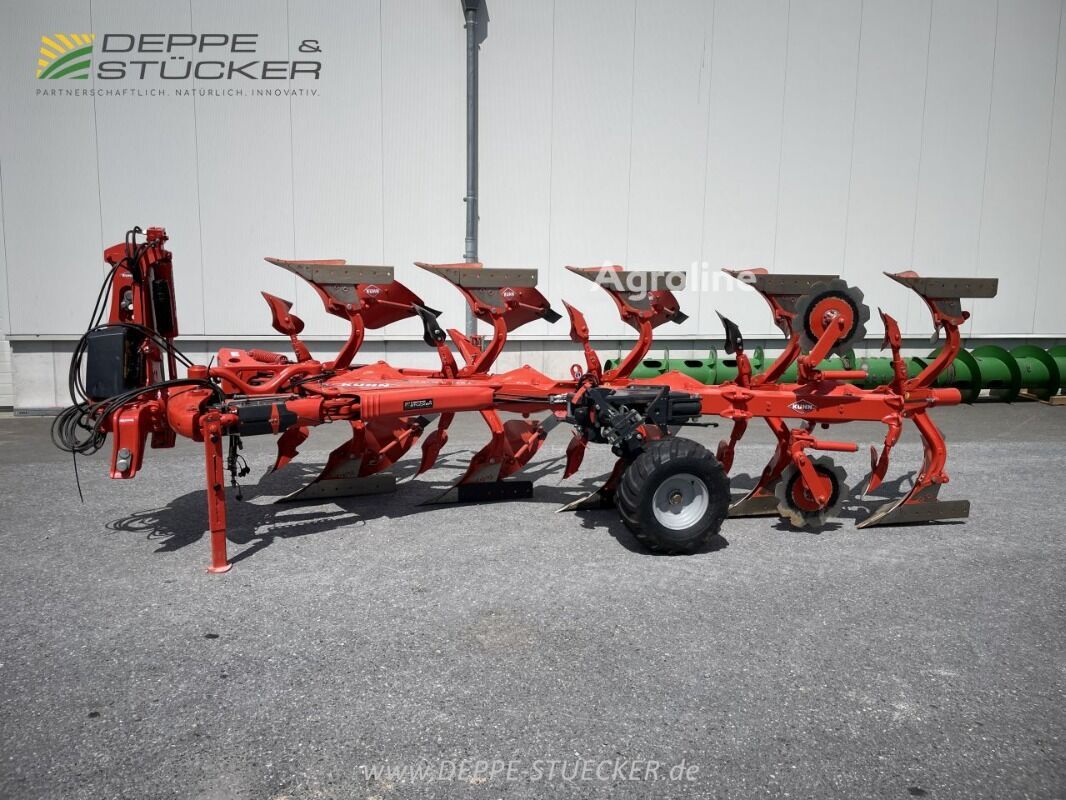 Kuhn VariMaster L5 mit NSH und Packerarm reverzibilni plug