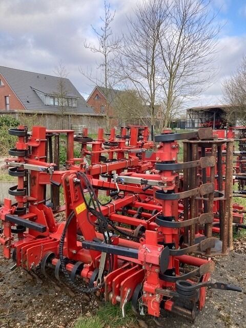 Kverneland TLG 400 18 kultivator