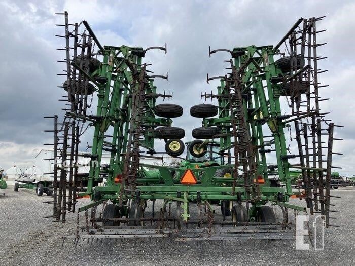 John Deere 2200 mašina za pripremu setve