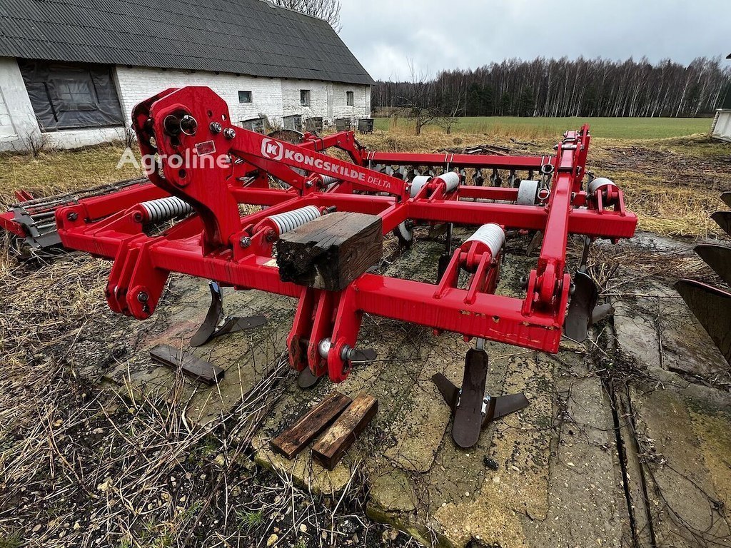 Kongskilde DELTA 300 kultivator za strništa