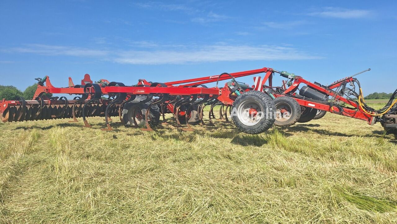 Kverneland Turbo 8000T kultivator za strništa