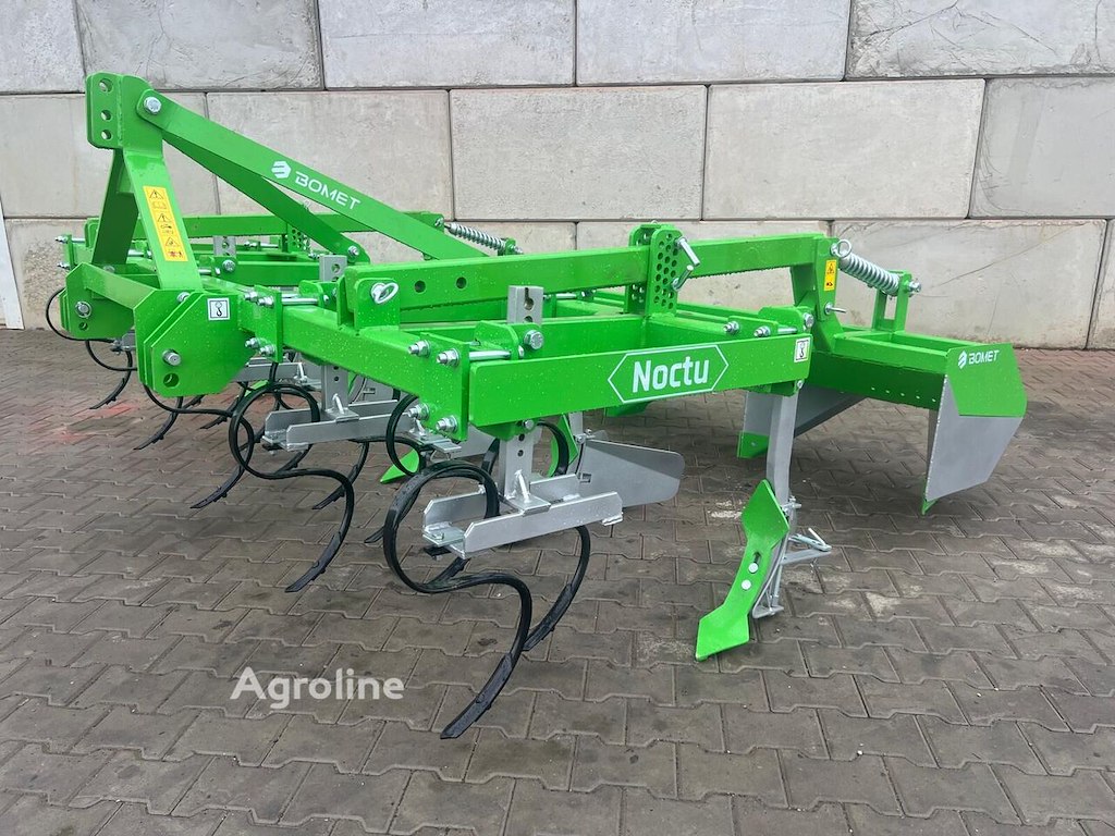 Nova Bomet Noctu U865 (4x75 cm) mašina za formiranje gredica
