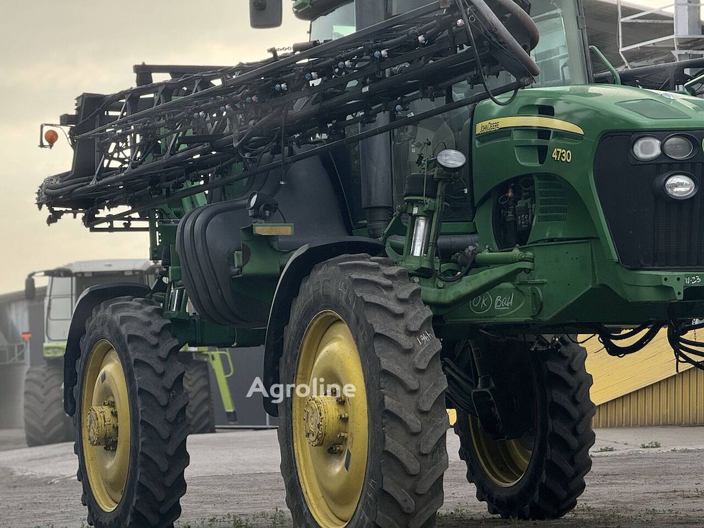 John Deere 4730 samohodna prskalica