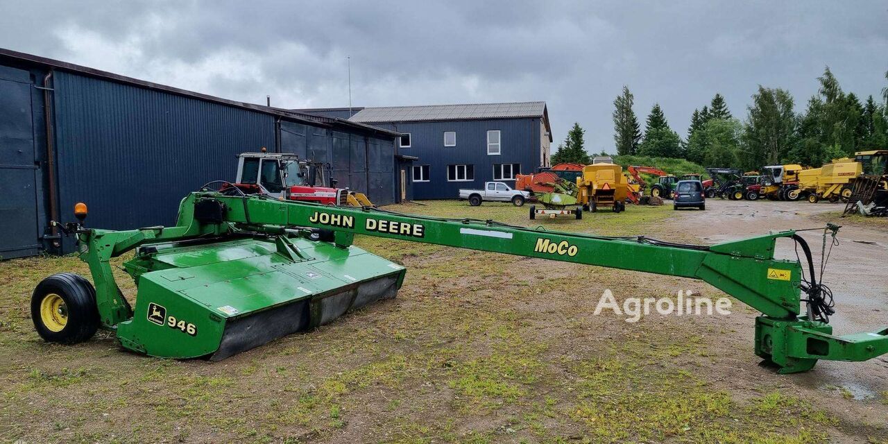 John Deere 946 MOCO roto-kosačica s gnječilom