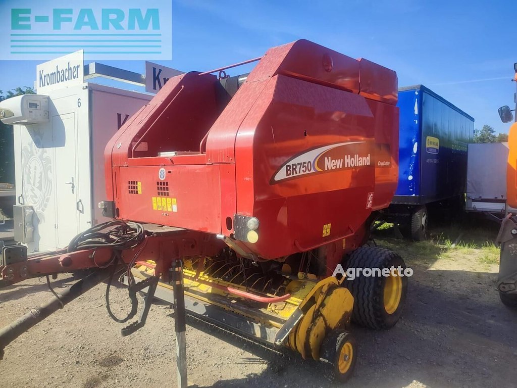 New Holland br 750 balirka za četvrtaste bale