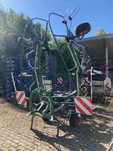 Novi Fendt Twister 6606 DN prevrtač sena
