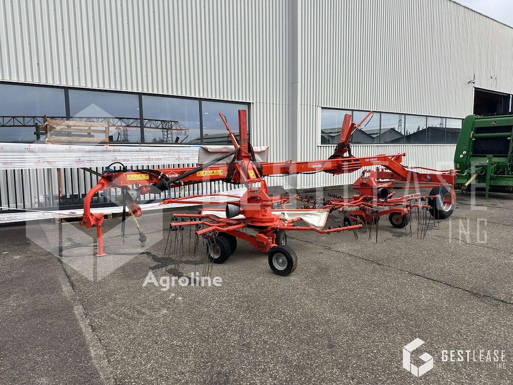 Kuhn GA6520 MASTERDRIVE prevrtač sena nakon udesa