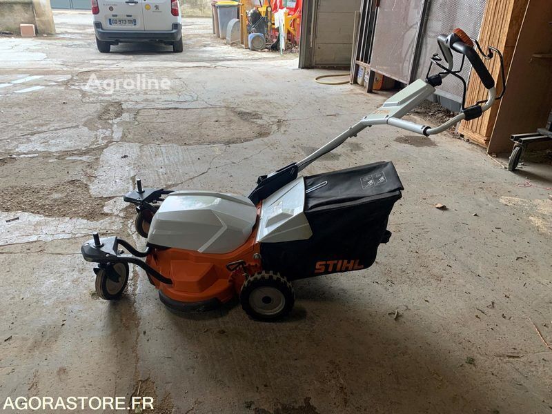Prodaje se Stihl RMA 765.0 V kosilicu za travu na aukciji
