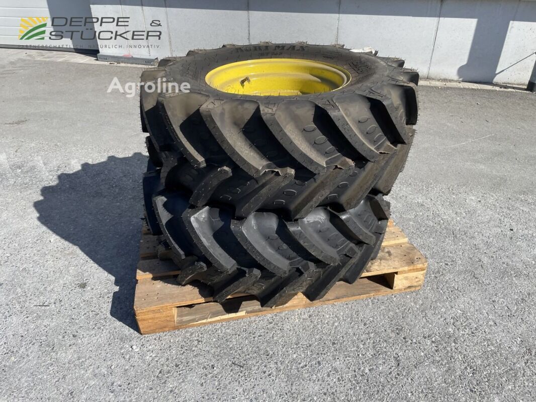 Novi BKT 280/70 R20 Agrimax RT 765 točak