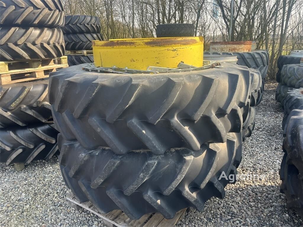 Goodyear 20,8-R42 Gule med ring og låse točak