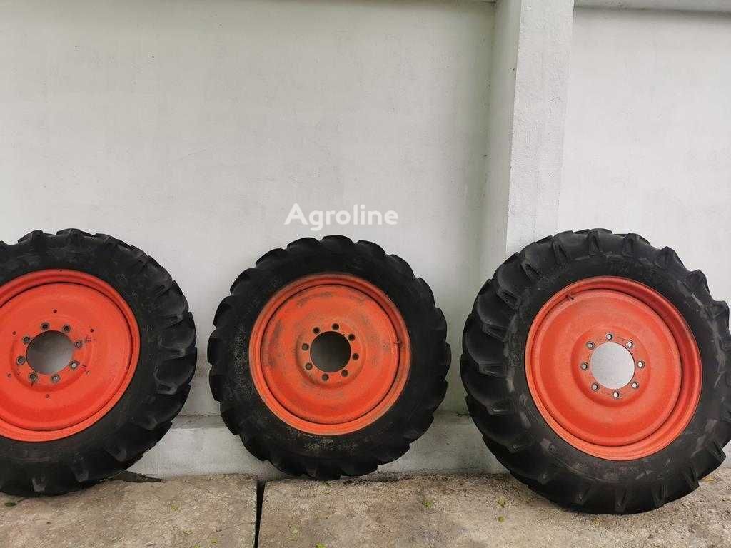 Koła 12,4R32 točak