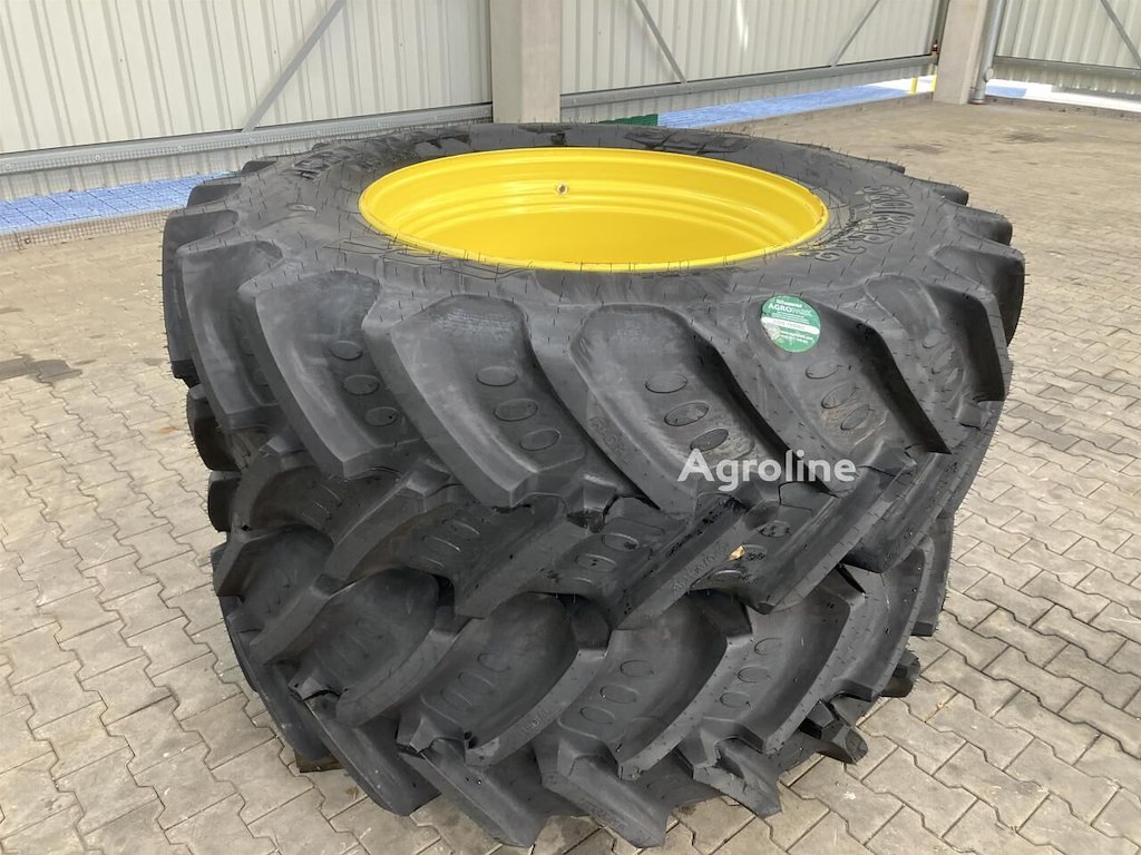 BKT 520/85R38 točak