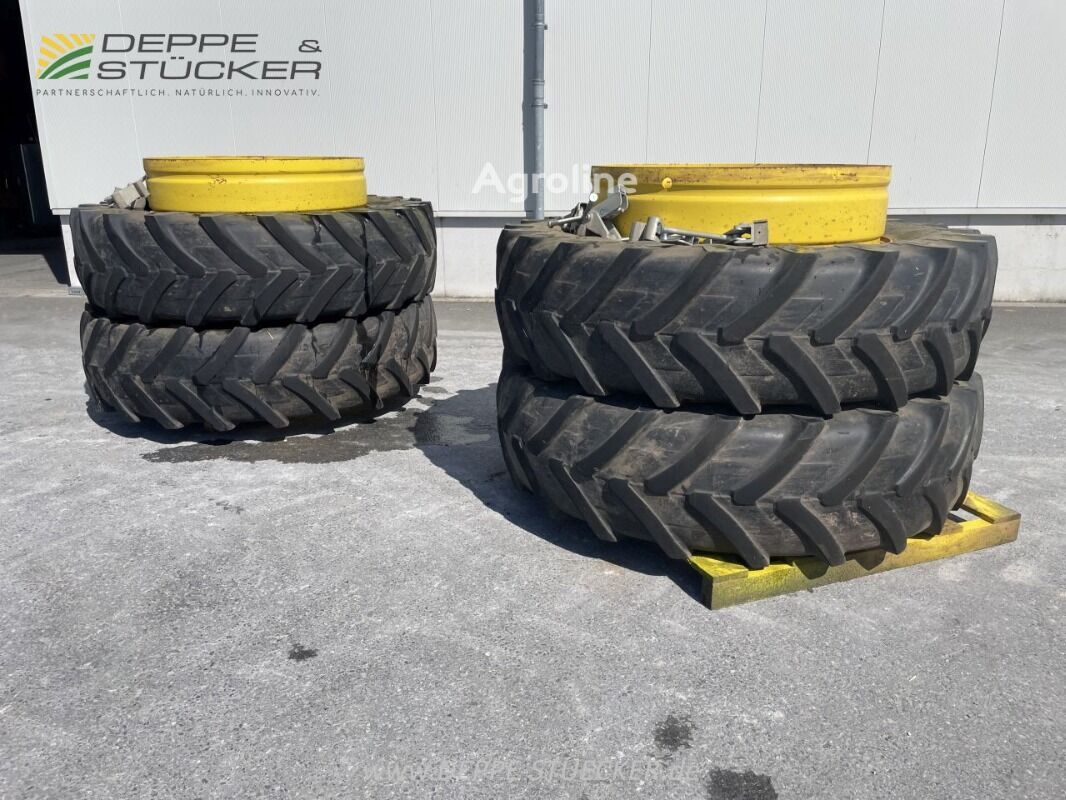 Continental Zwillingsräder 520/85R46 zu John Deere točak