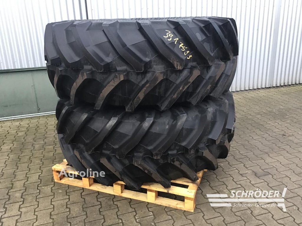 Valtra KOMPLETTRÄDER 2X 710/70 R38 točak