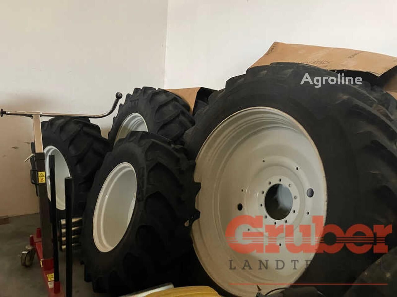 BKT 420/85R28 - 480/80R42 točak