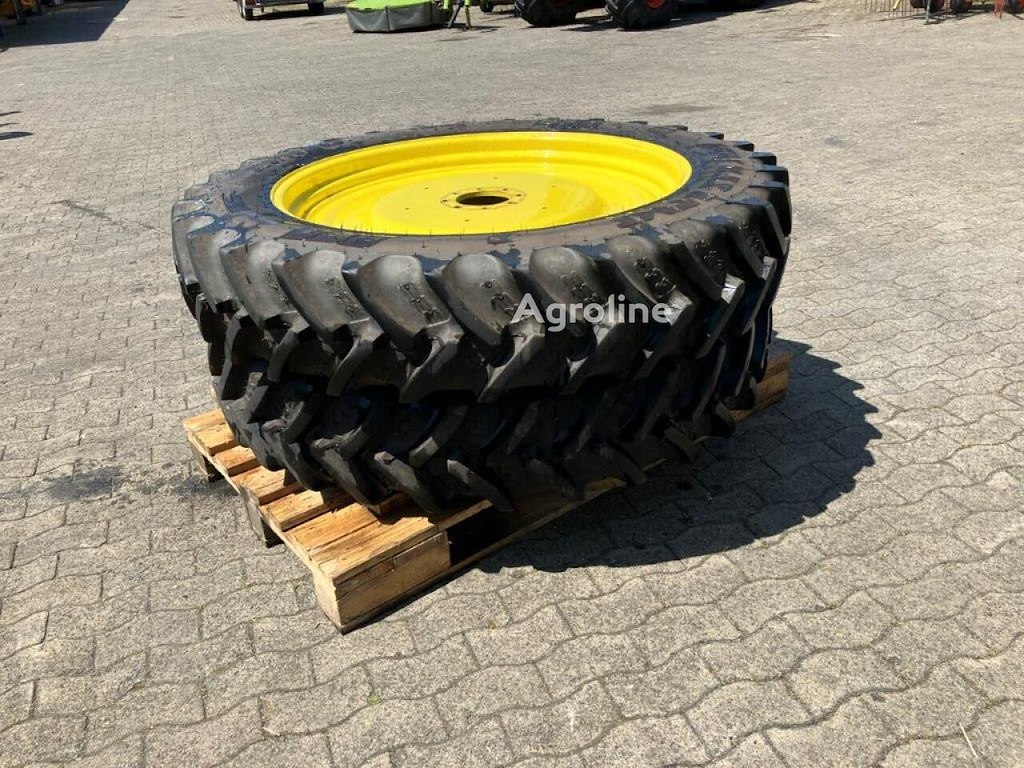 BKT 320/90R42 točak