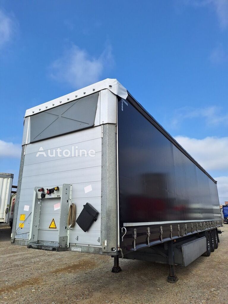 Schmitz Cargobull poluprikolica sa kliznom ceradom
