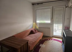 Izdavanje Garsonjera - Novi Sad, Grbavica