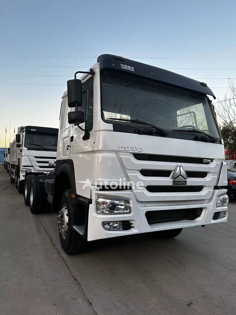 Howo 371 tegljač