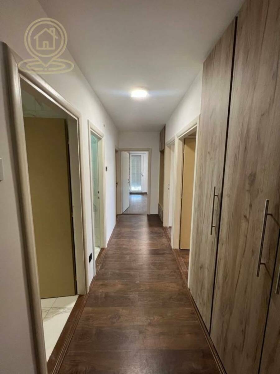 NA PRODAJU TROSOBAN STAN KOD CAIRA, 70m²