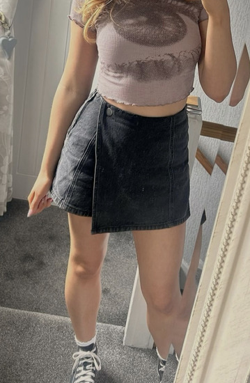 Stradivarius skort