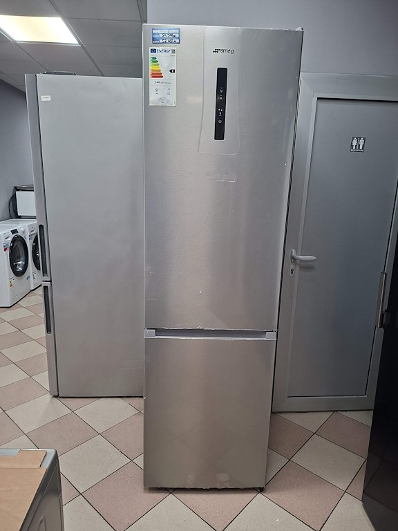 Frižider Smeg RC20XDNE , 200 cm.